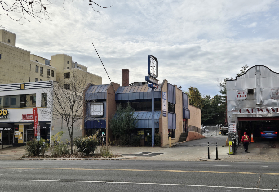 Apartments planned for the former ‘Rock ‘n Roll’ Burger King property ...